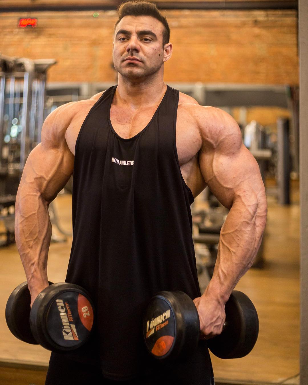 Muscle Lover: Brazilian bodybuilding super star - IFBB Pro Rafael Brandao