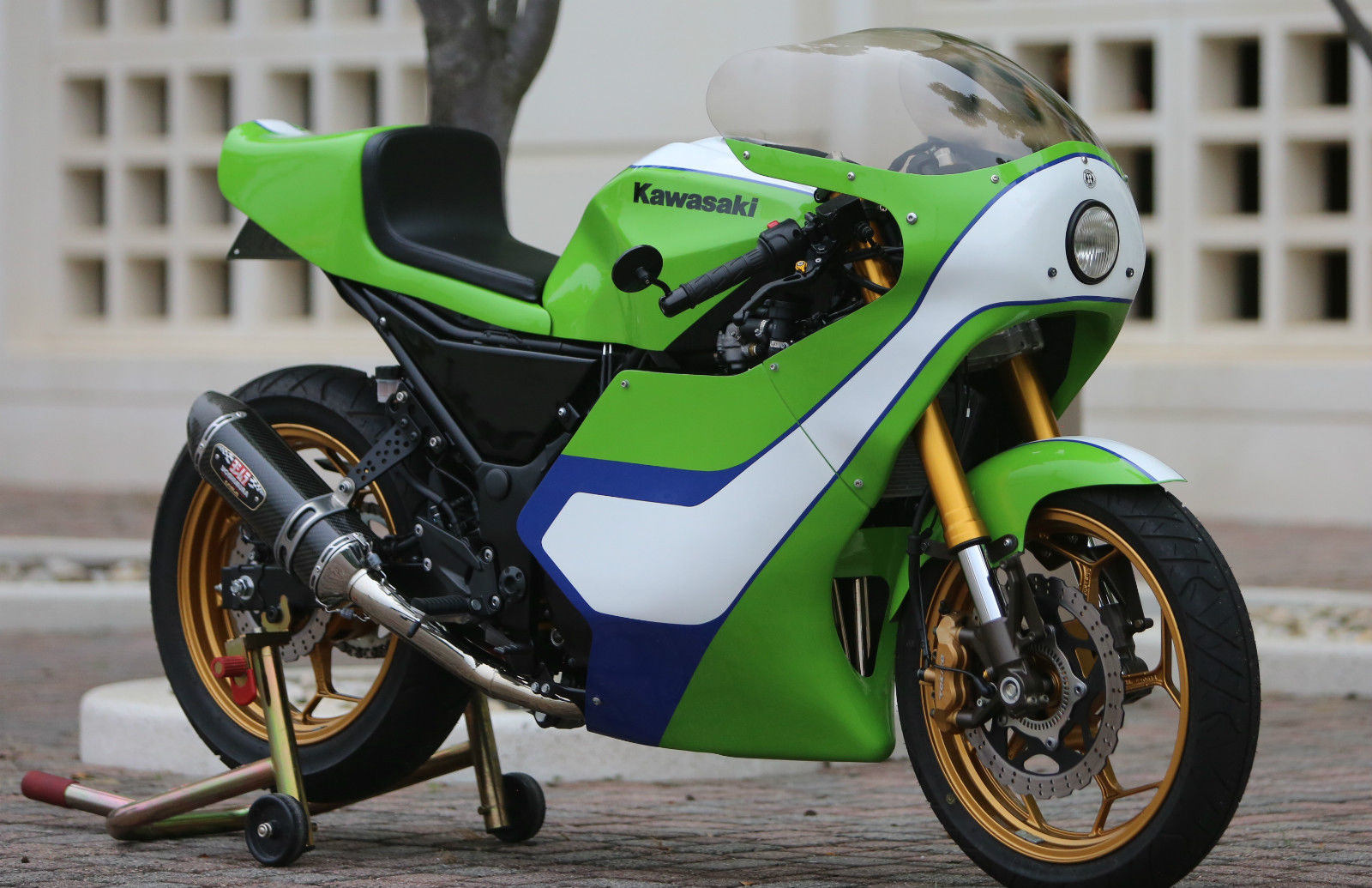 Gary Nixon Kawasaki H2 race bike replica 300 Ninja project