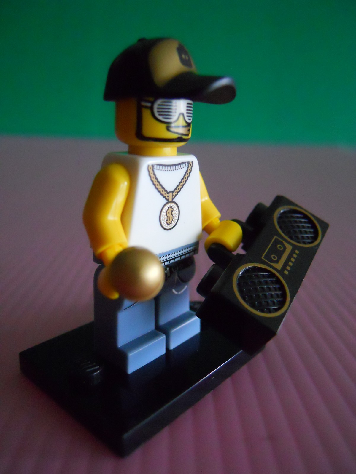 Dexters Diecasts (DexDC): Lego Minifigures Series 3 ~ RAPPER