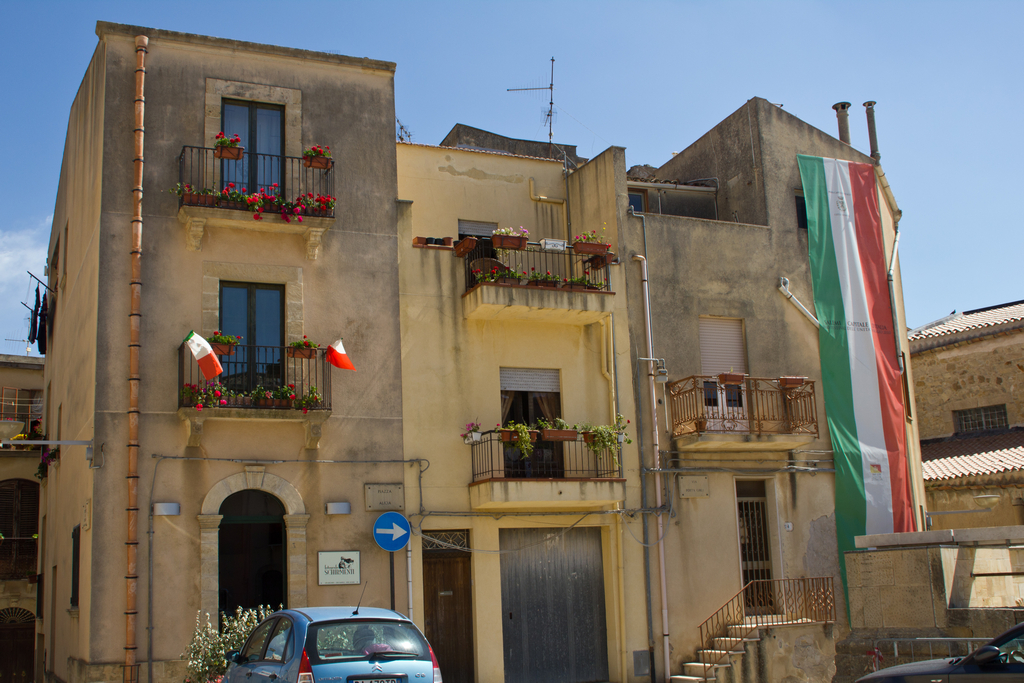 Dan Salemi: Images of Salemi, Sicily