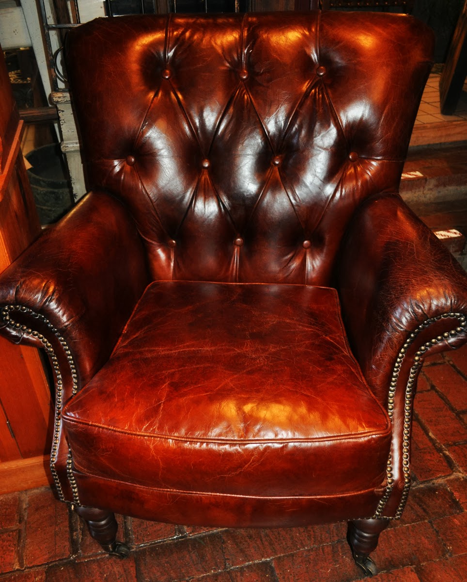 .: Bentley Leather Tufted Chair