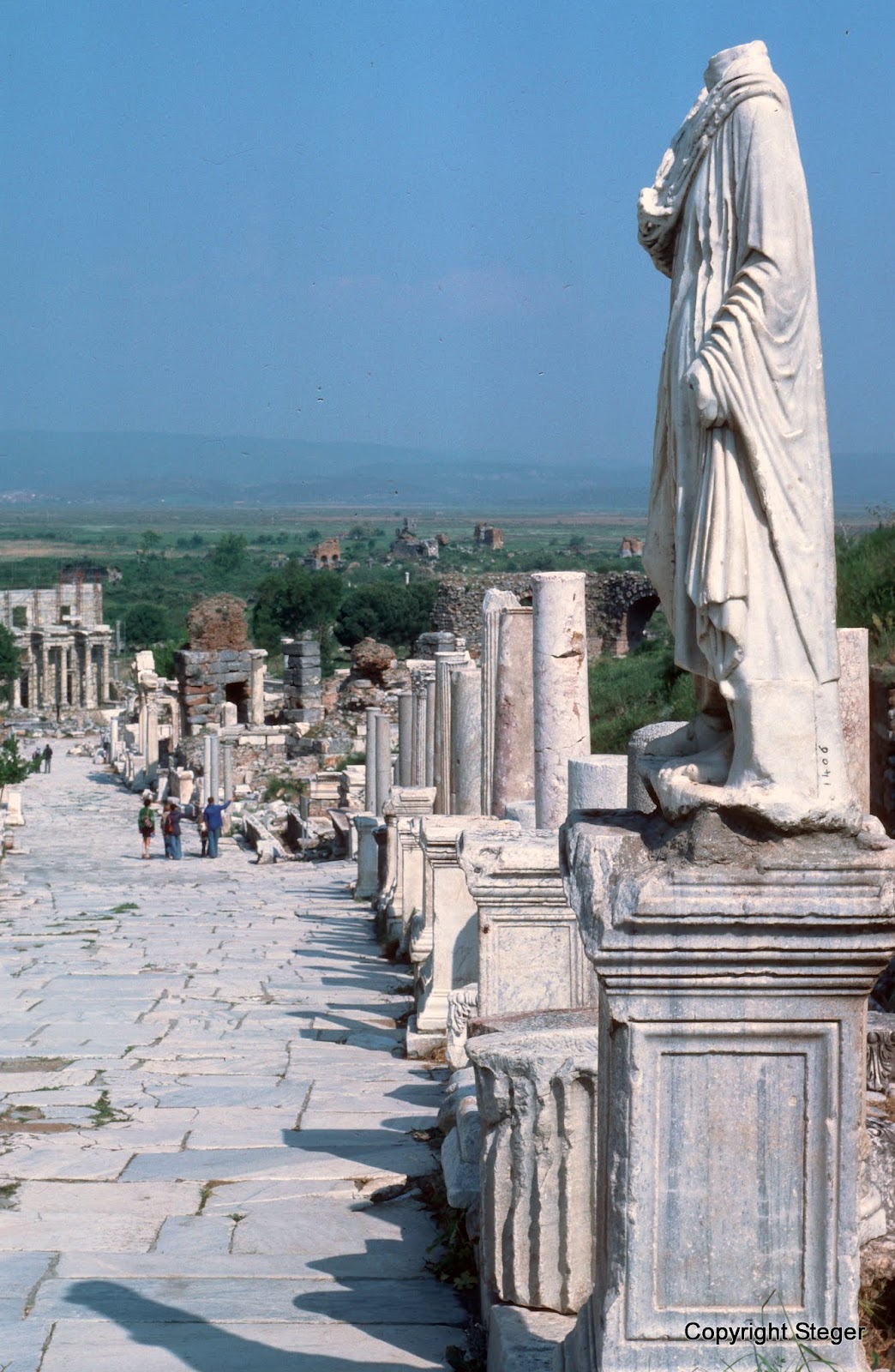 The Wheel: S2L77: Ephesus