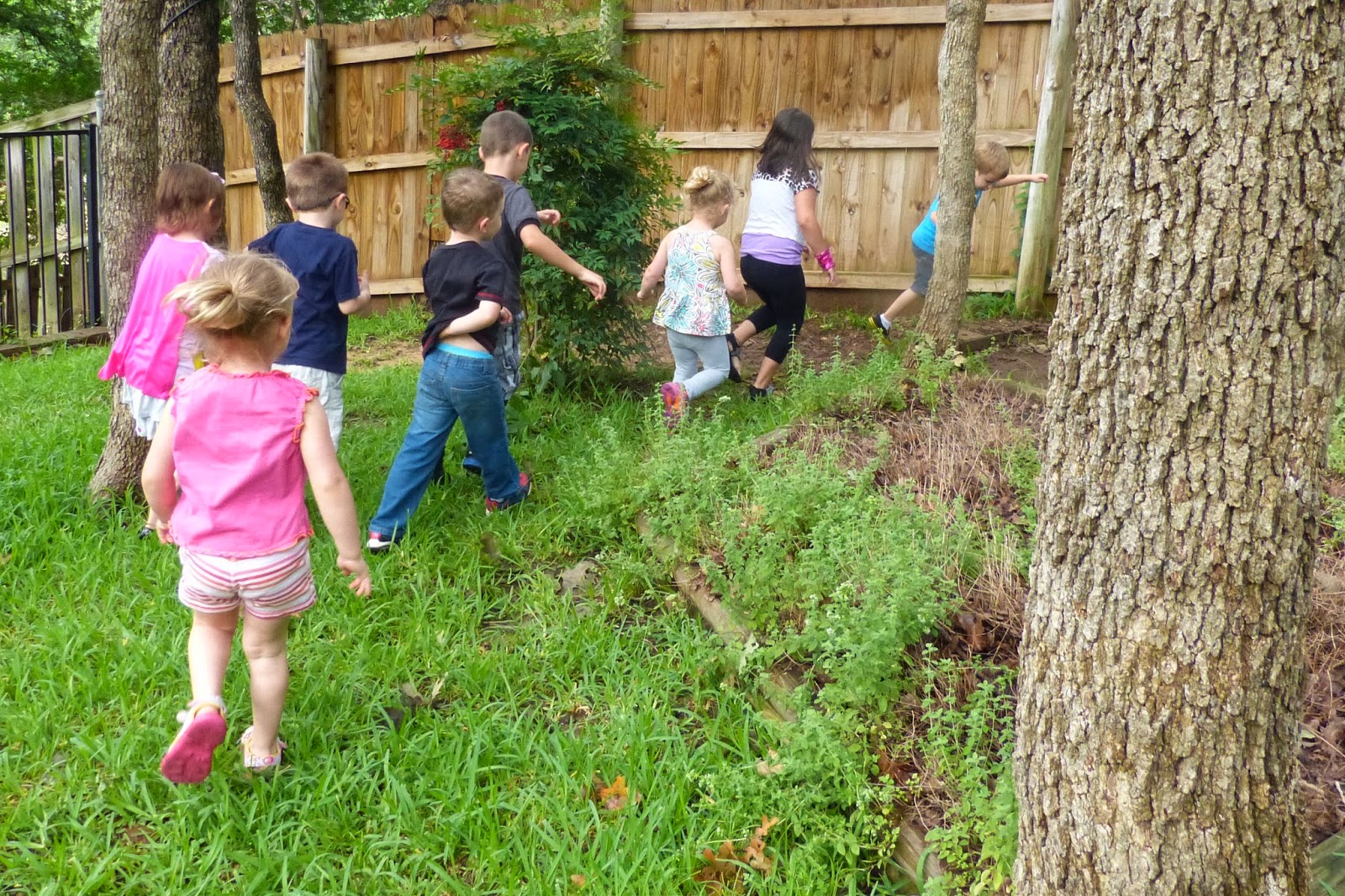 Paula's Primary Classroom: Going On a Bear Hunt... for International ...