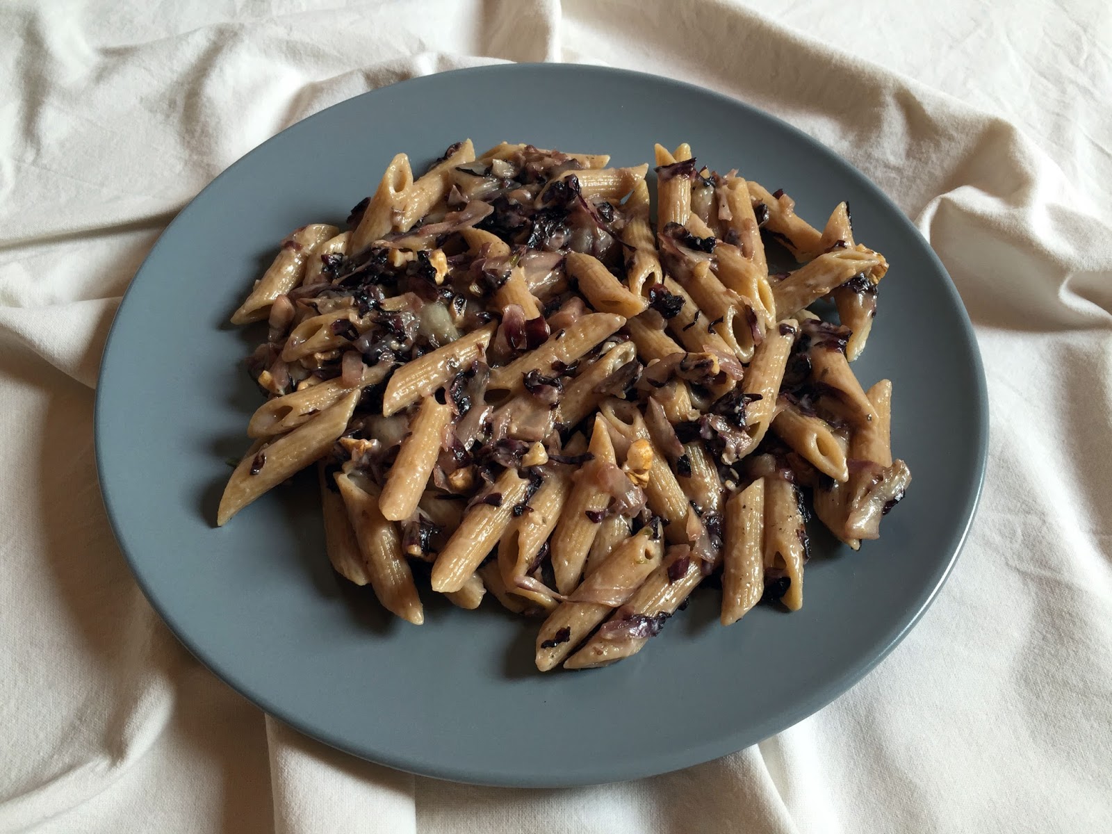 Inglourious Bananas: Pasta with Radicchio // Pasta con radicchio