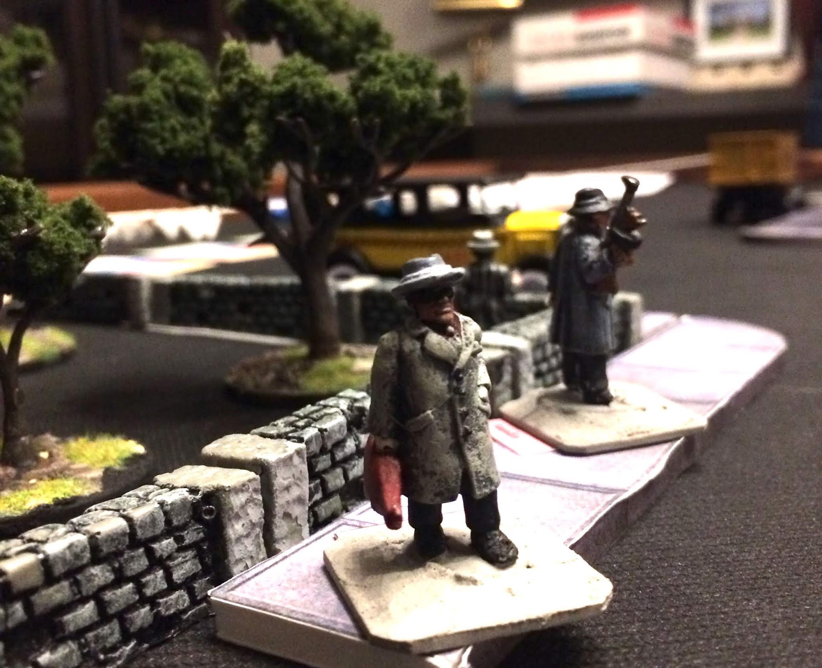 Bob's Miniature Wargaming Blog: Pulp Alley take down!