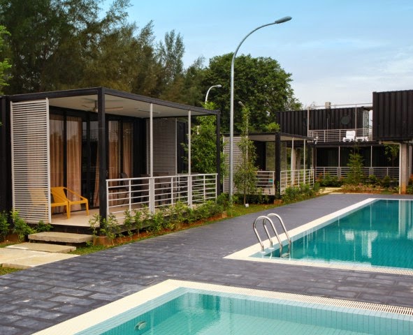 Official Blog Eirna Nurasikin: The Kabin,bilik kontena di Pantai Remis ...