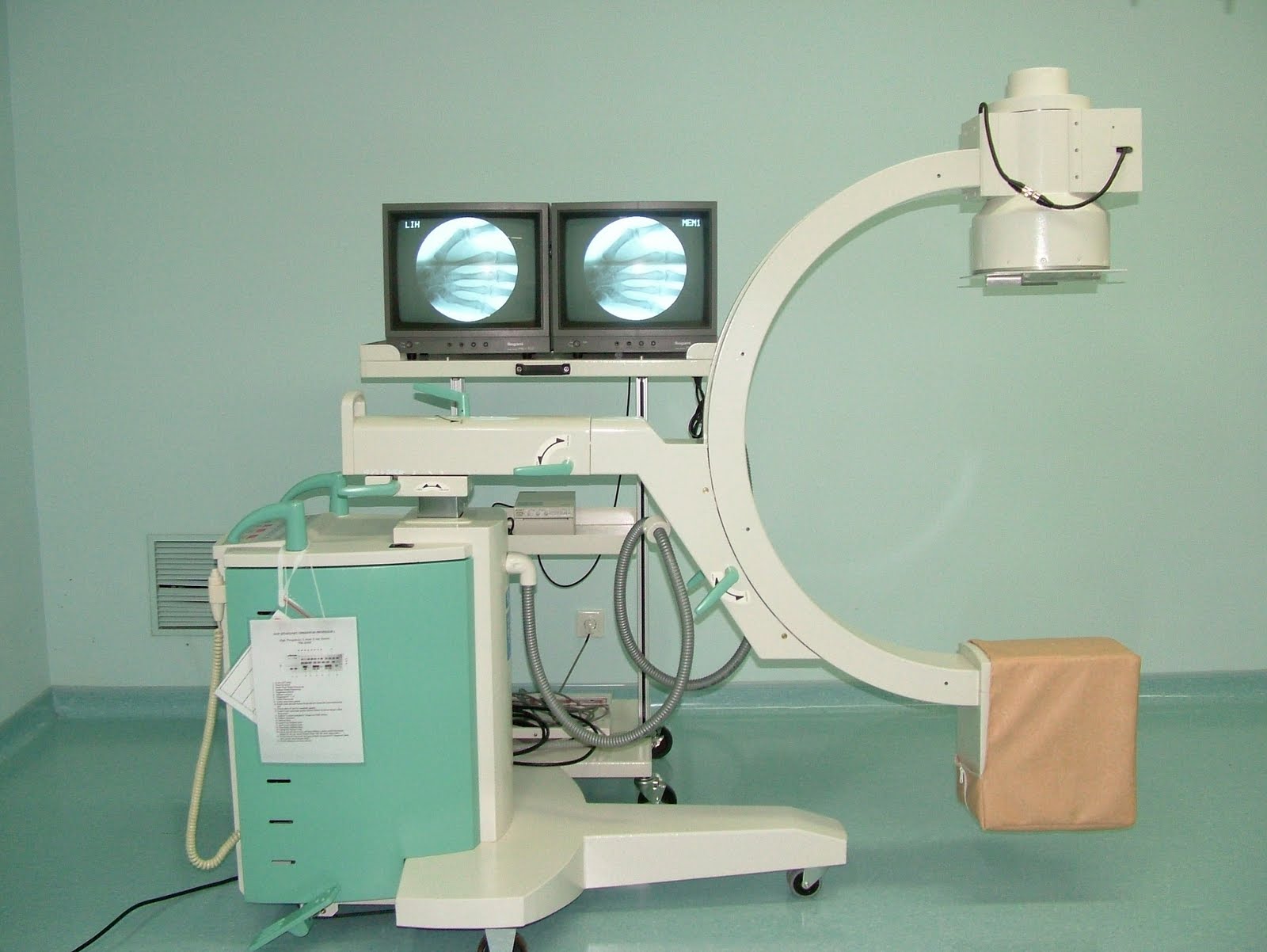 liany2404: ALAT X-RAY C'ARM