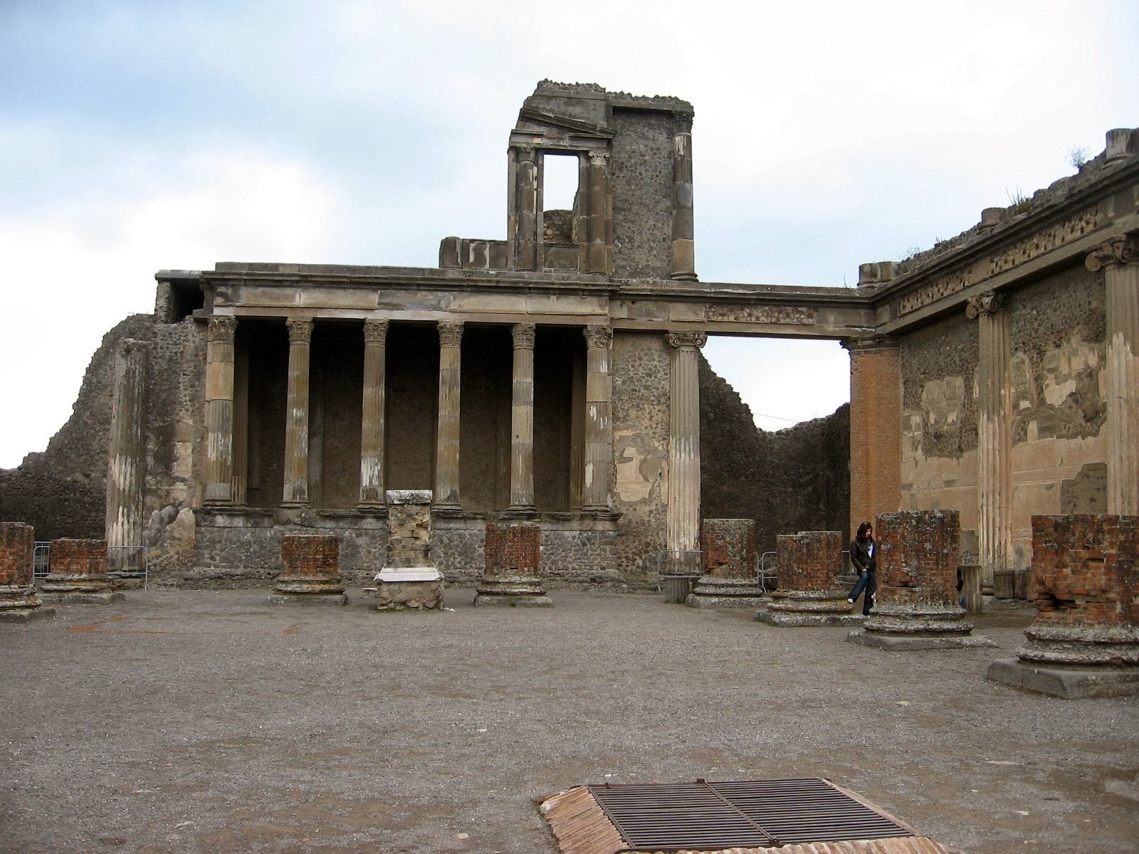 Destination: Fiction: Pompeii Today