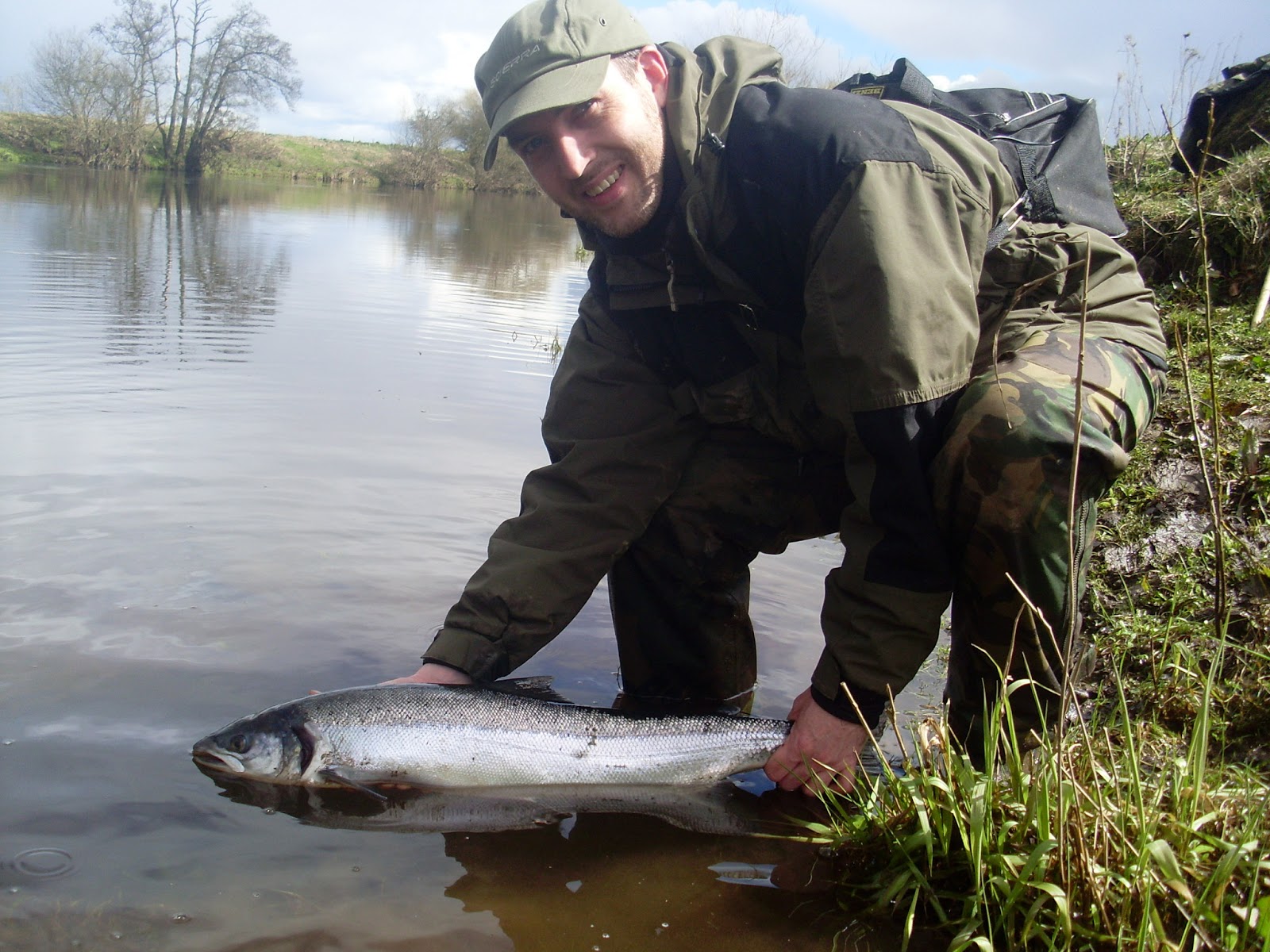 Salmon Fishing Scotland.: Salmon Fishing Scotland river Tay, Perthshire ...