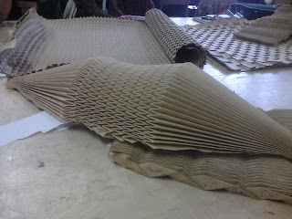 Live Life, Breathe Fashion...see me Grow...: Get Folding/Origami/Pleating