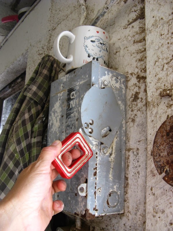 Happily married...to the cows!: Another New Barn Cleaner Chain...