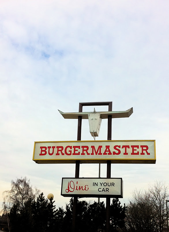 wacky tacky: Chow Time: Burgermaster
