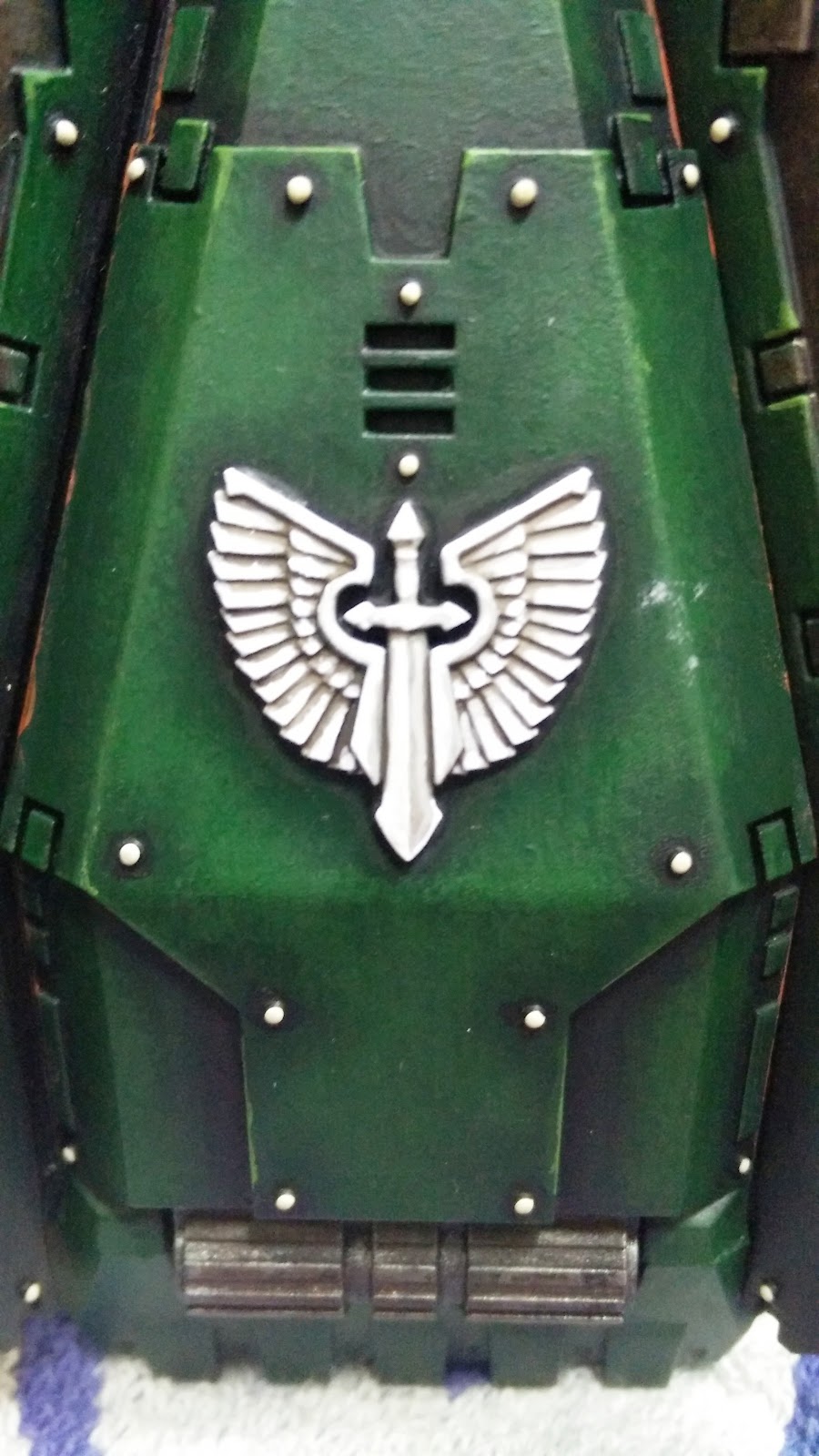 Confessions of a 40k addict: Dark Angels - Drop Pod[s], Pod 1 weathering
