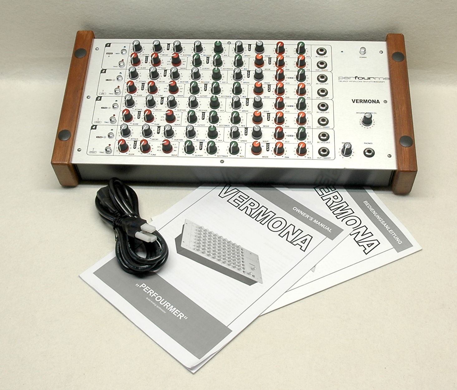 MATRIXSYNTH: Vermona Perfourmer Quad Analog Synthesizer SN 04736