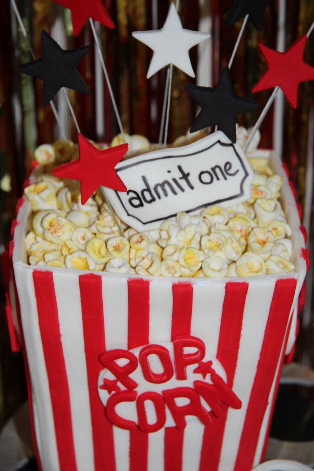Leonie's Cakes and Parties . . . . .: MOVIE NIGHT PARTY