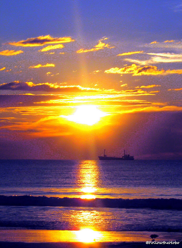 Slingshot Journals: Philippine Sunset: Currimao, Ilocos Norte