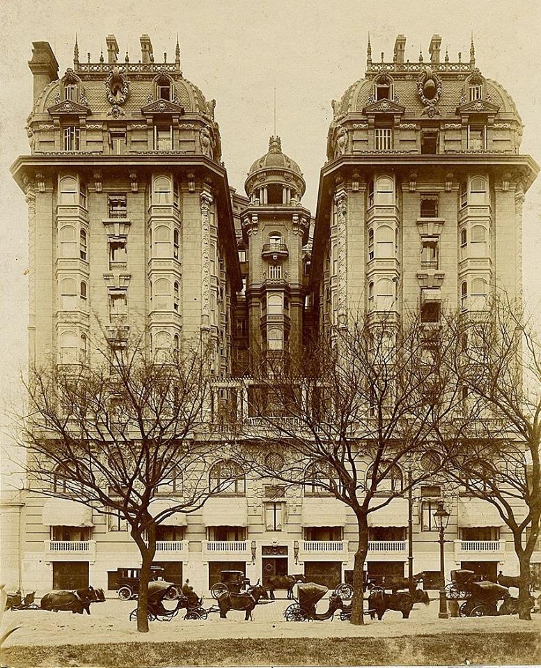 Plaza Hotel Buenos Aires, 1910. El diseño es obra del arquitecto alemán Alfred Zucker, y fue ...