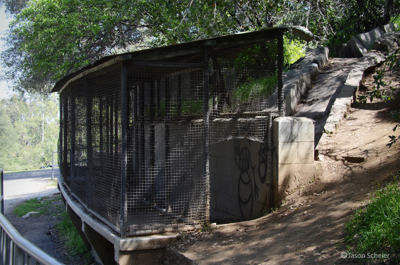 Phantom Los Angeles: Old Los Angeles Zoo, Griffith Park, Los Angeles