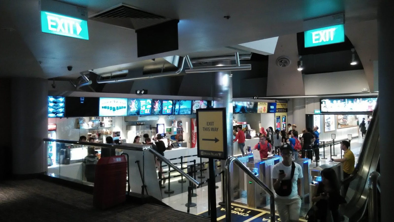 Our Journey : Singapore Tampines MRT - Tampines Mall Golden Village Cinema