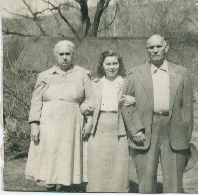 Life on Rum Creek Hollow: PERRY FRANCIS AND HATTIE SLUSS FAMILY