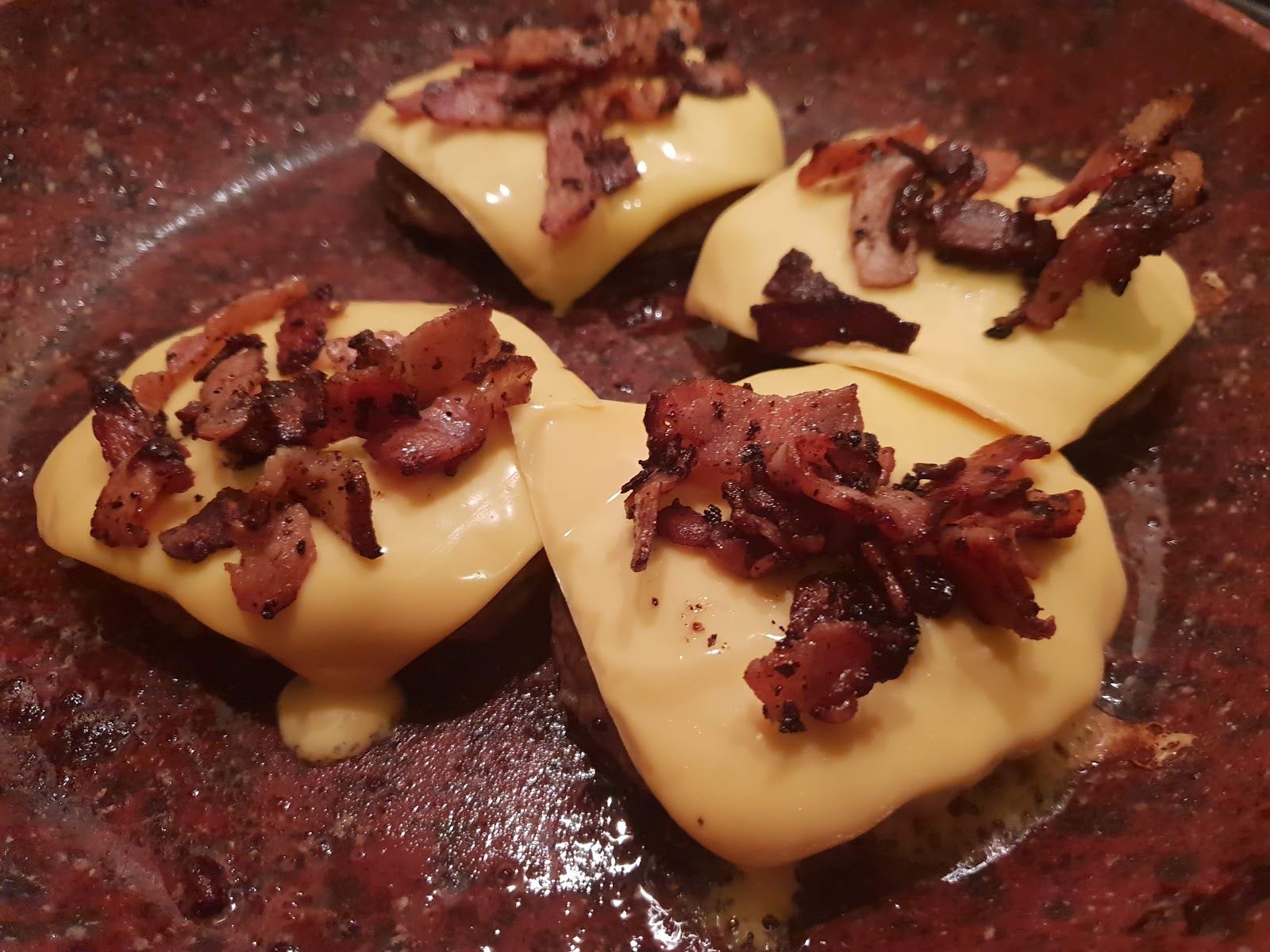 Make a Five Guys Burger at home | Five Guys Fakeaway Recipe - Sugar ...