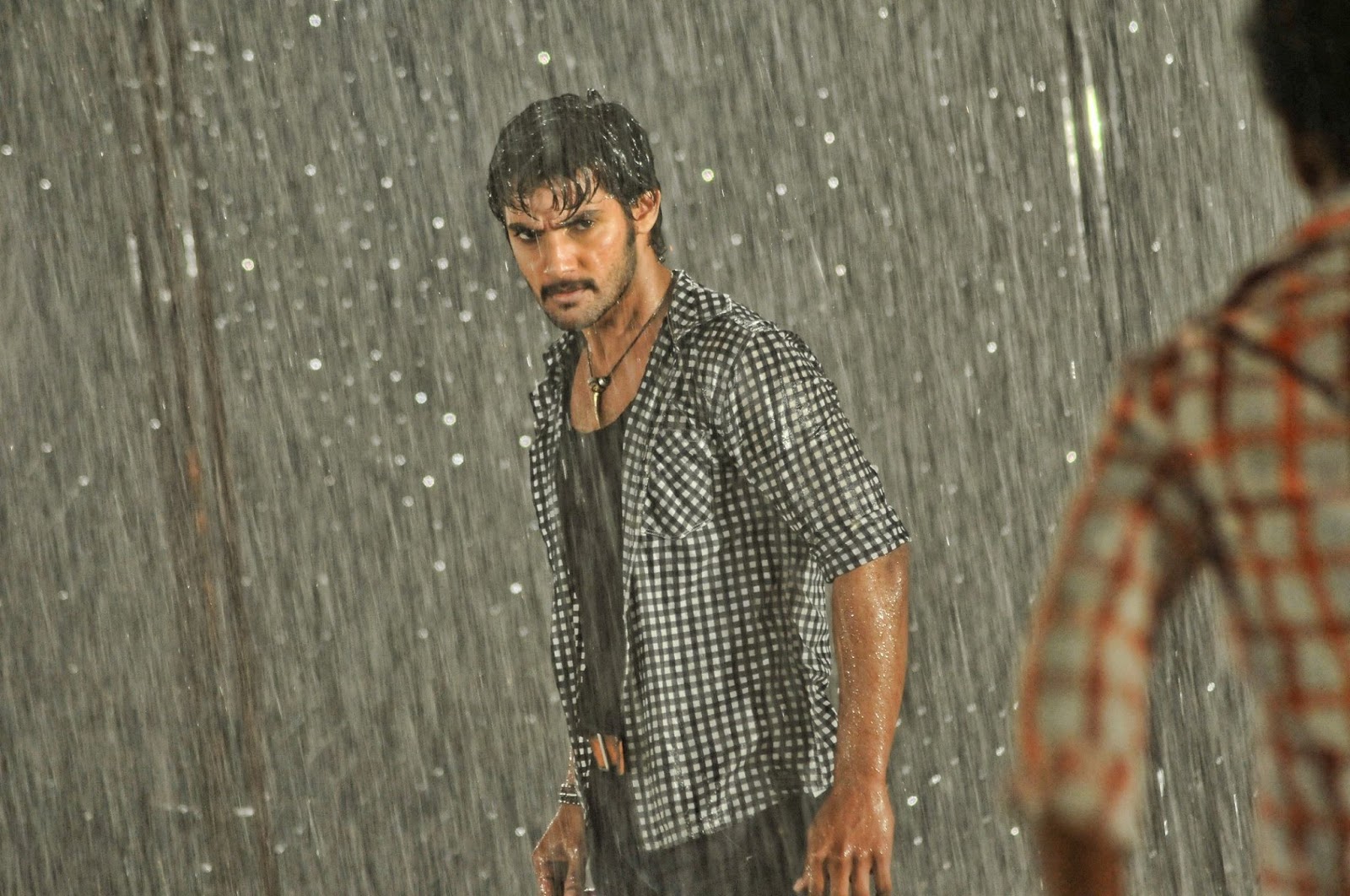 Garam Movie Latest Stills - Latest Movie Updates, Movie Promotions ...