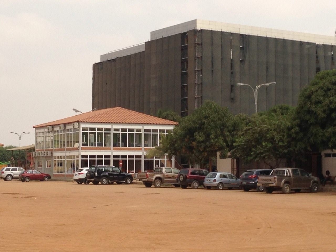 Universidade Utanga de Angola: Galeria de Fotos