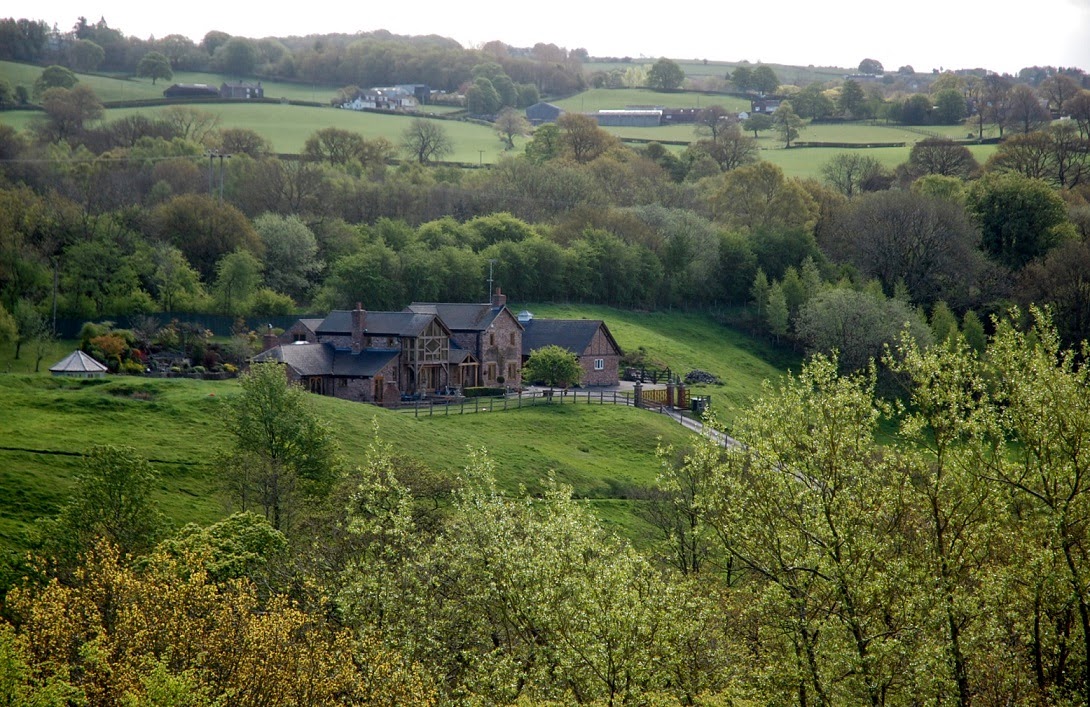 Narrowboat Bacchus: Northern Section of the Macclesfield Canal