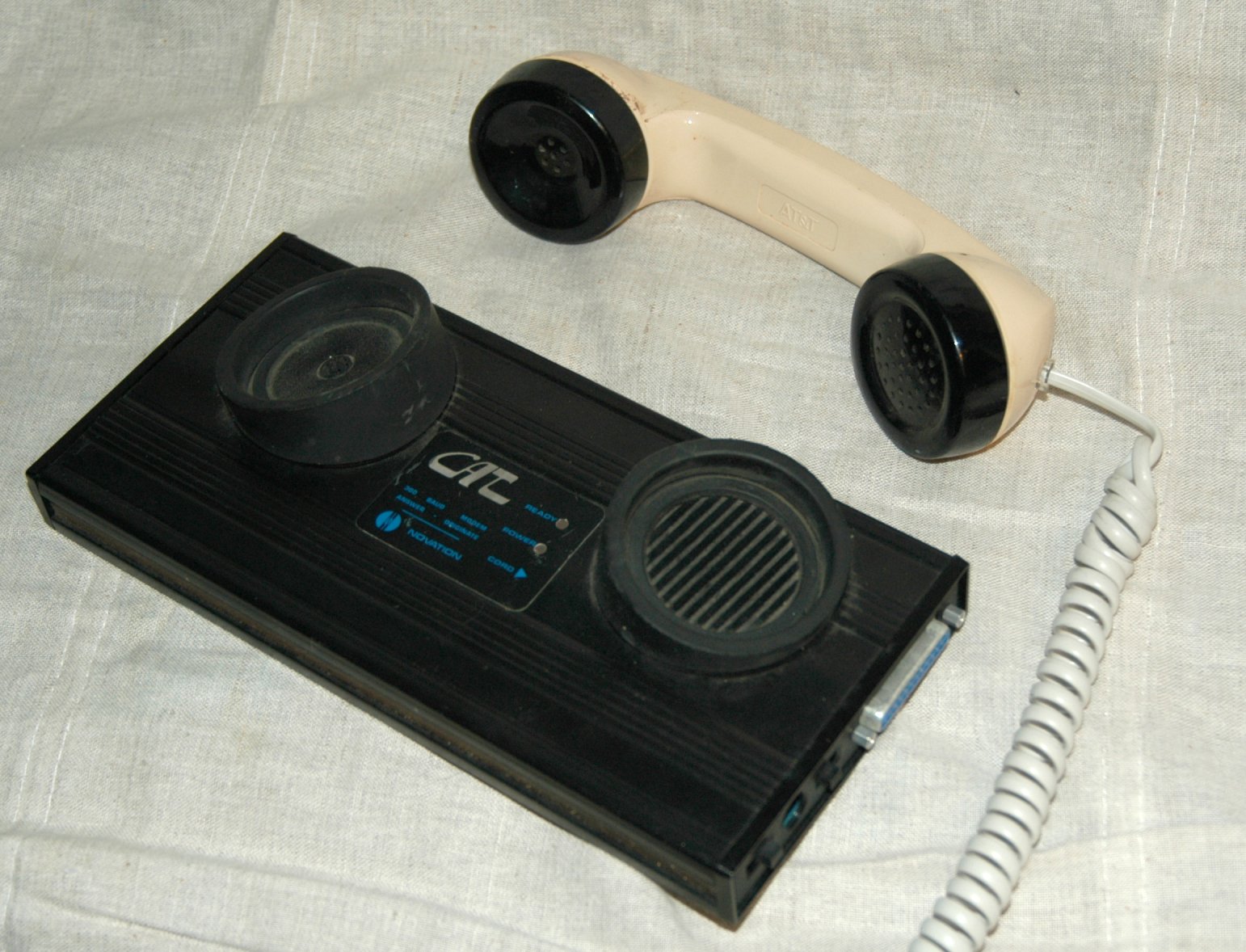 Pengertian dan Fungsi Modem Terlengkap | Kamus Online