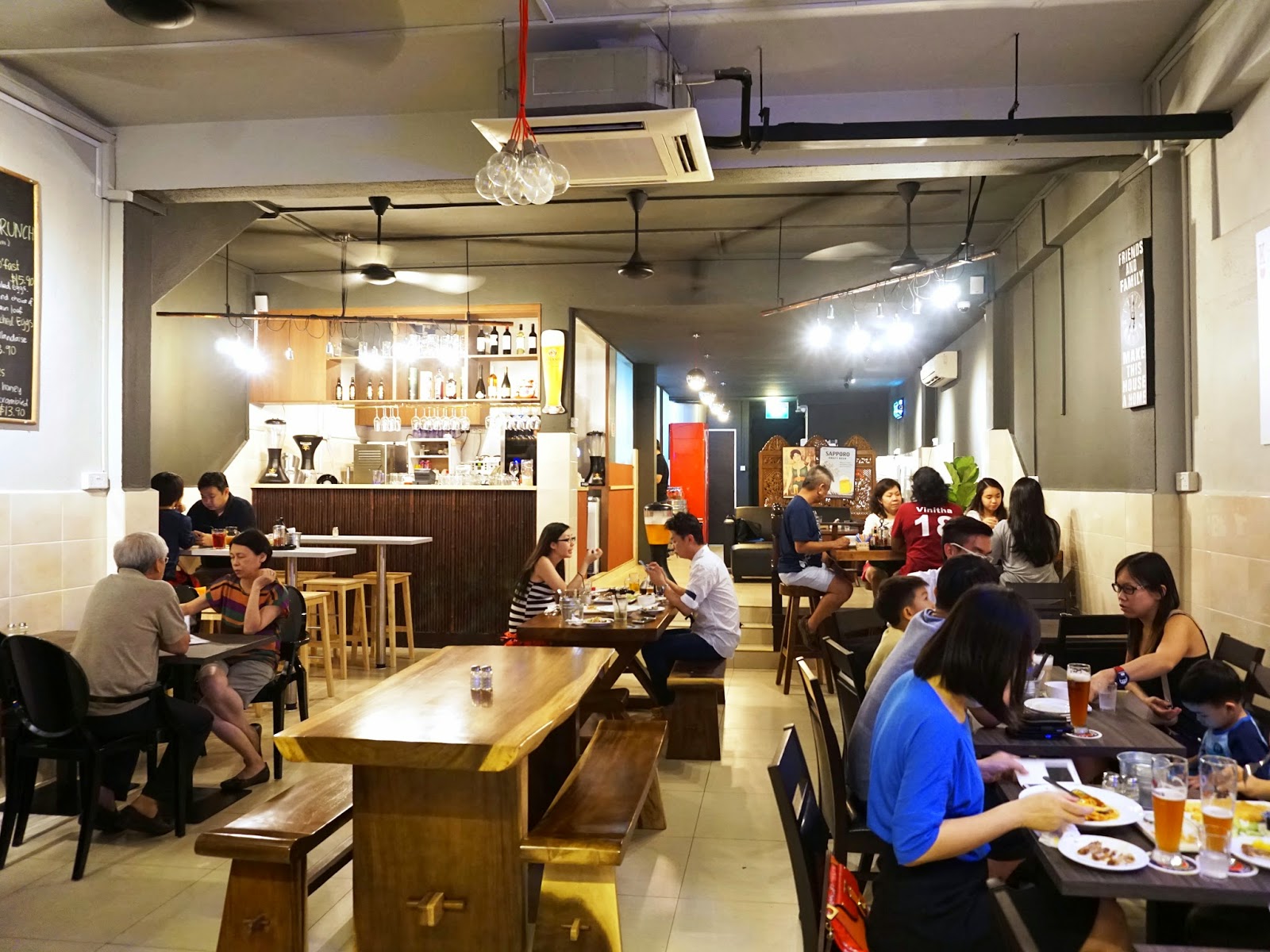 PinkyPiggu: Saturday House, A New Café At Upper Paya Lebar Road ...