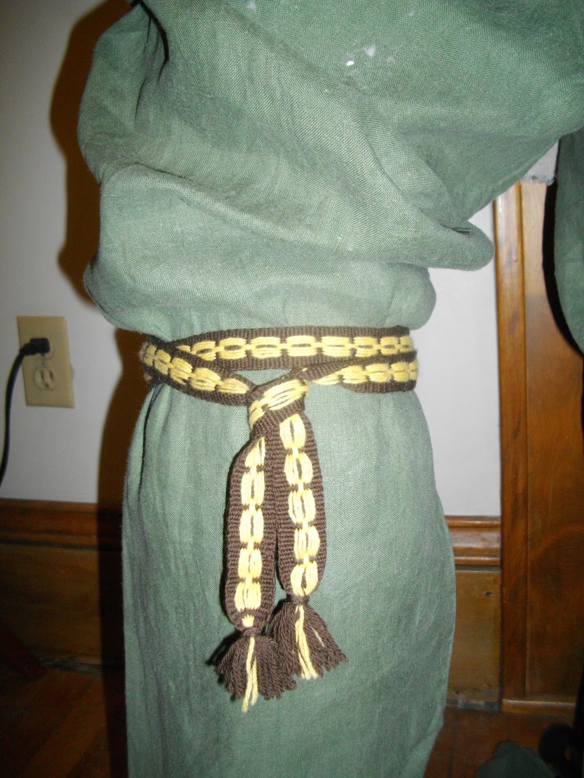 Reggie the Potter... and Tape Loom Weaver: Weaving Roger's Norwegian ...