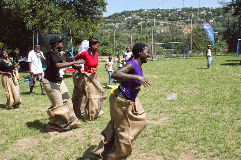 PICHA ZA BONANZA LA WAZAZI NA WANAFUNZI ISAMILO INTERNATIONAL SCHOOL ...