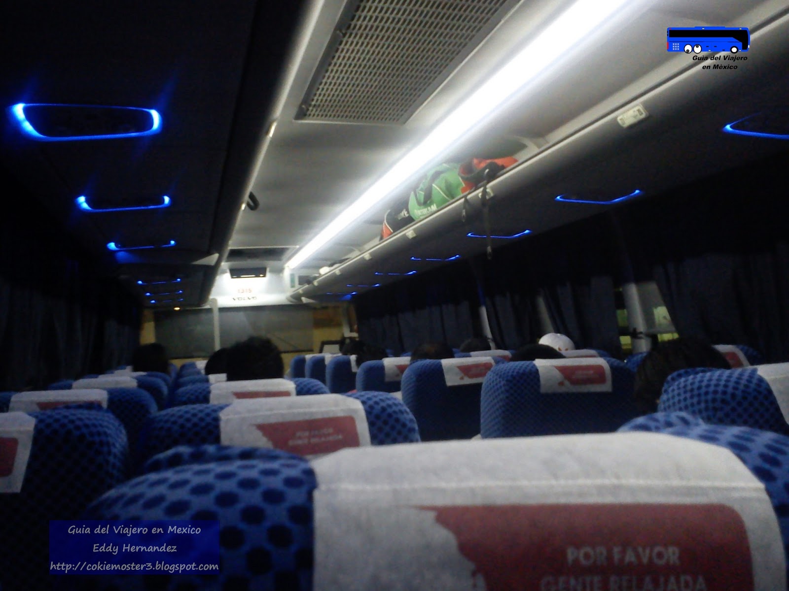 Viajando en un autobus nuevo de ADO