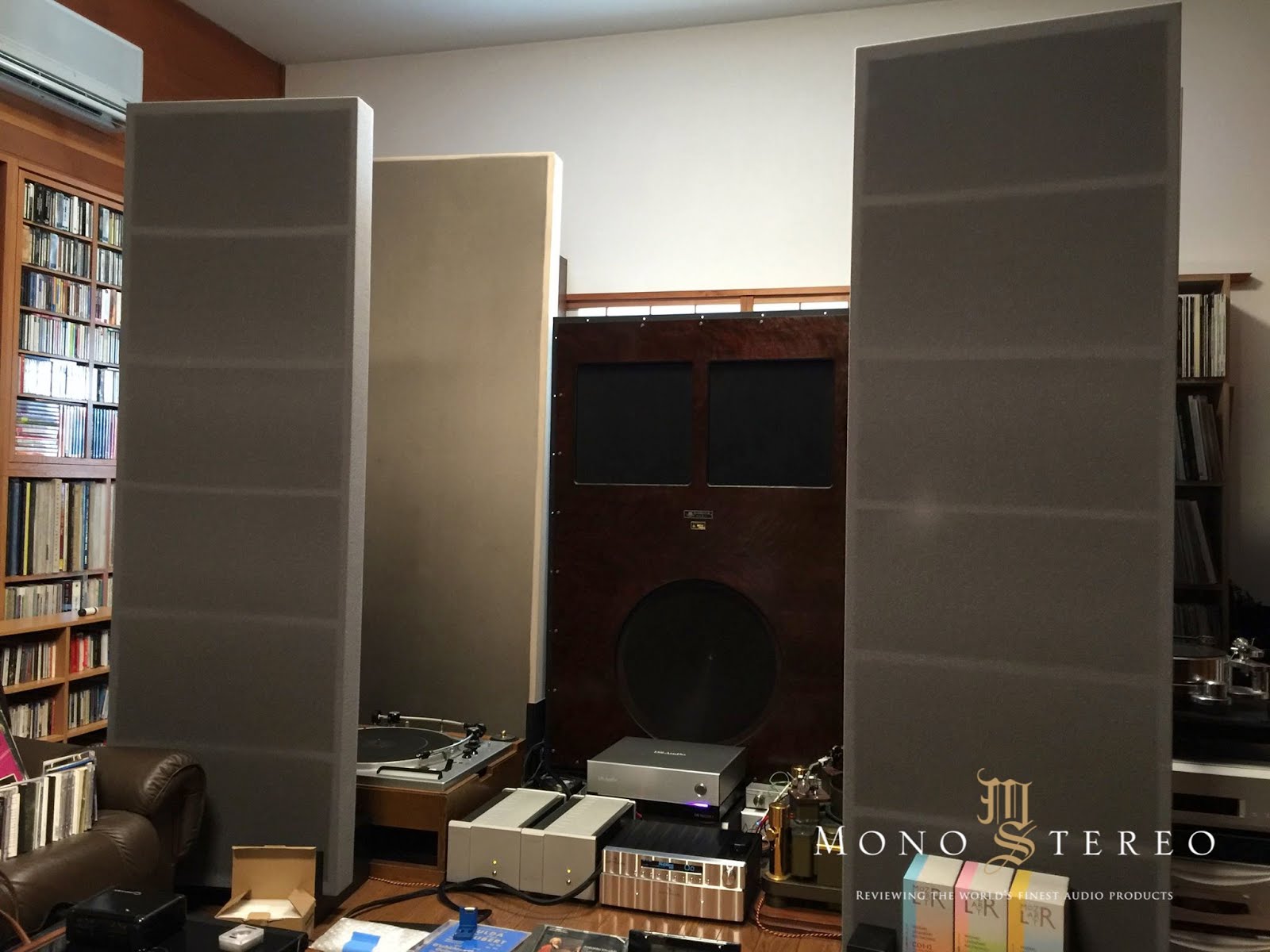 DS Master 1 in a very special analog company – Ultimate High-Fidelity