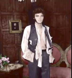 Shadows on the Wall: An Online Dark Shadows Fanzine: The Quintessential ...