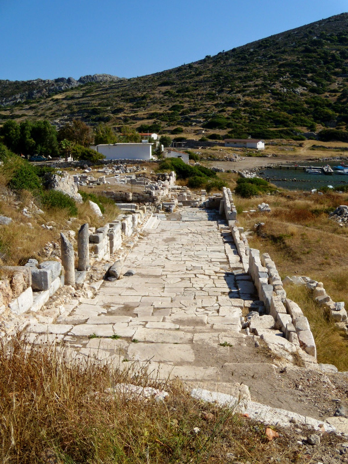 Megas Alexandros: May 2015