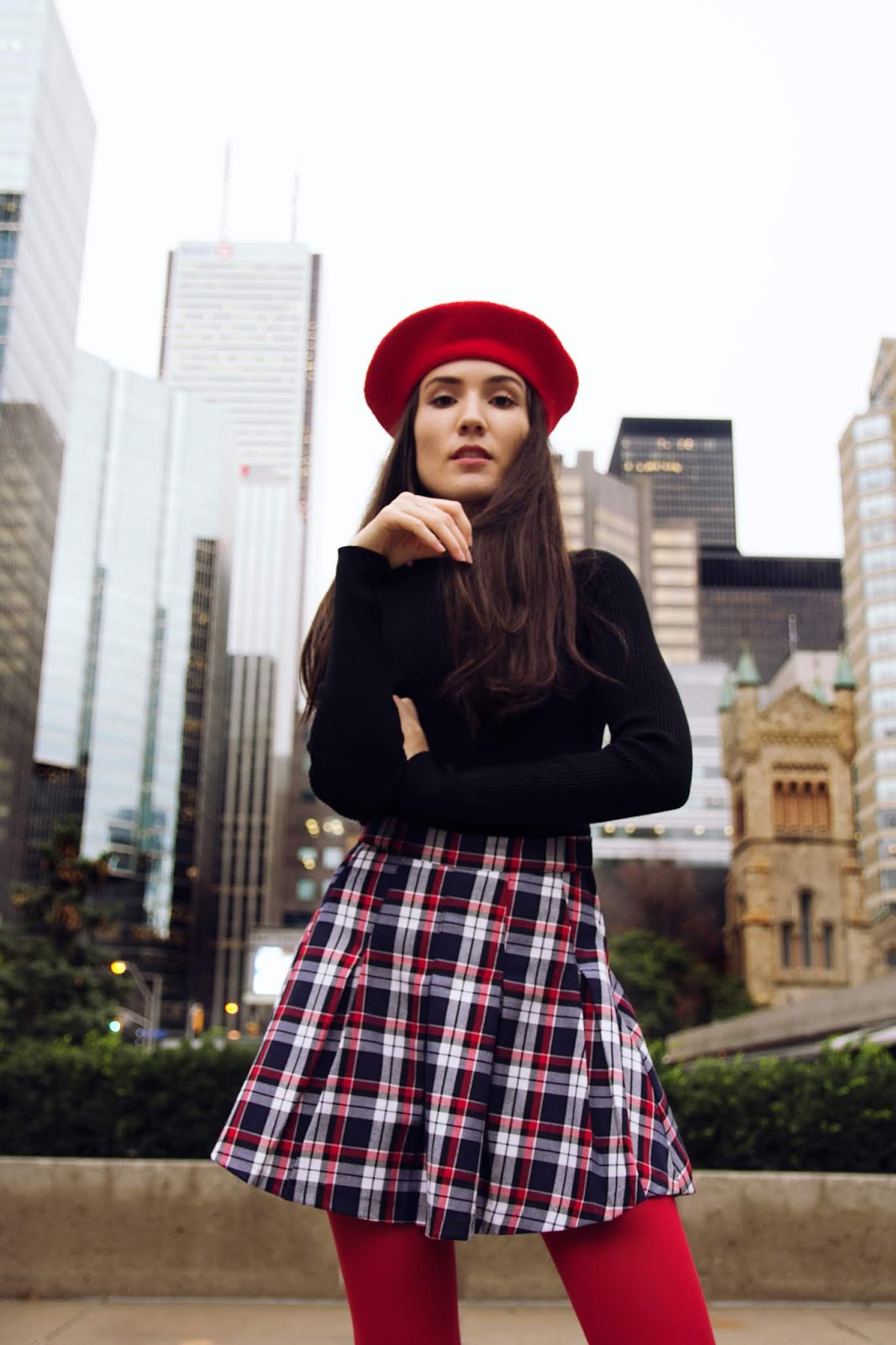 Plaid In the City | Carolina Pinglo