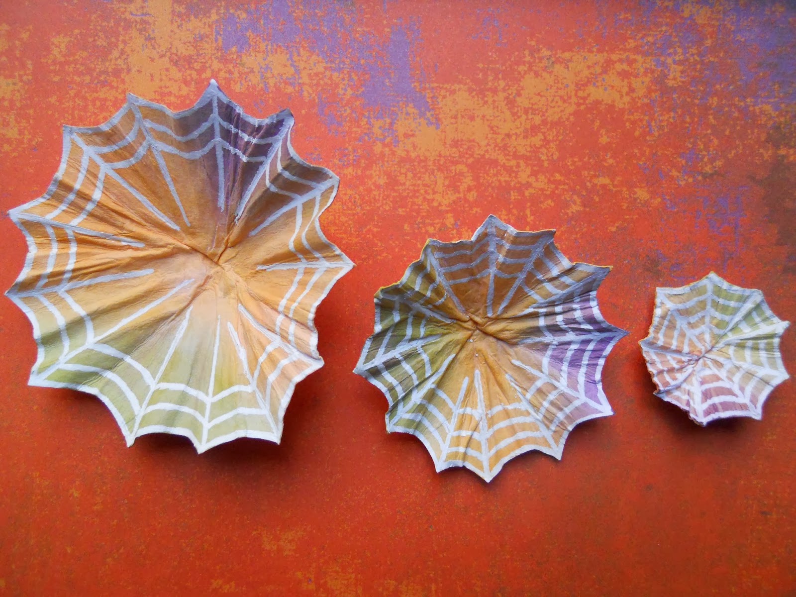 Drea's Scraps of Inspiration: Spider Web Tutorial