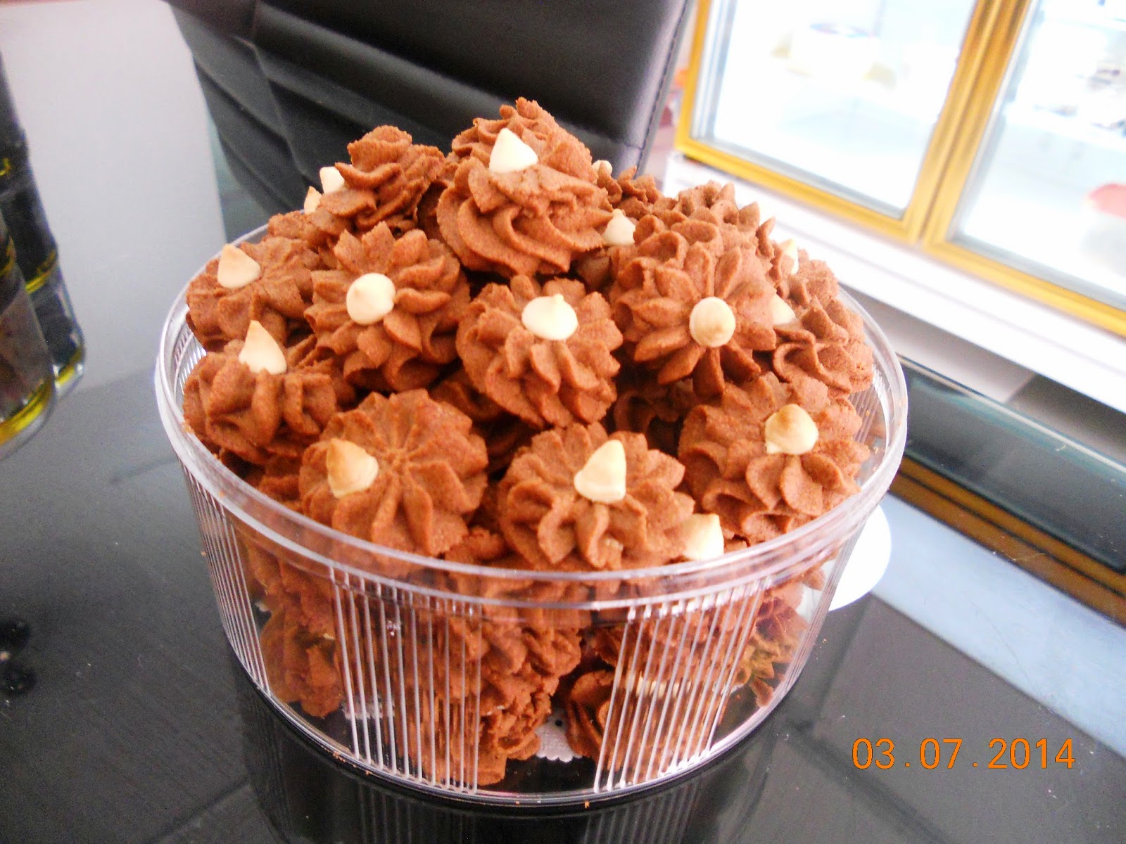 DE'GOLDENTART 'N' COOKIES: BISKUT SEMPERIT SUSU COKLAT