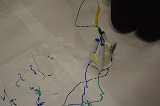 maeroby: Scribbling machines