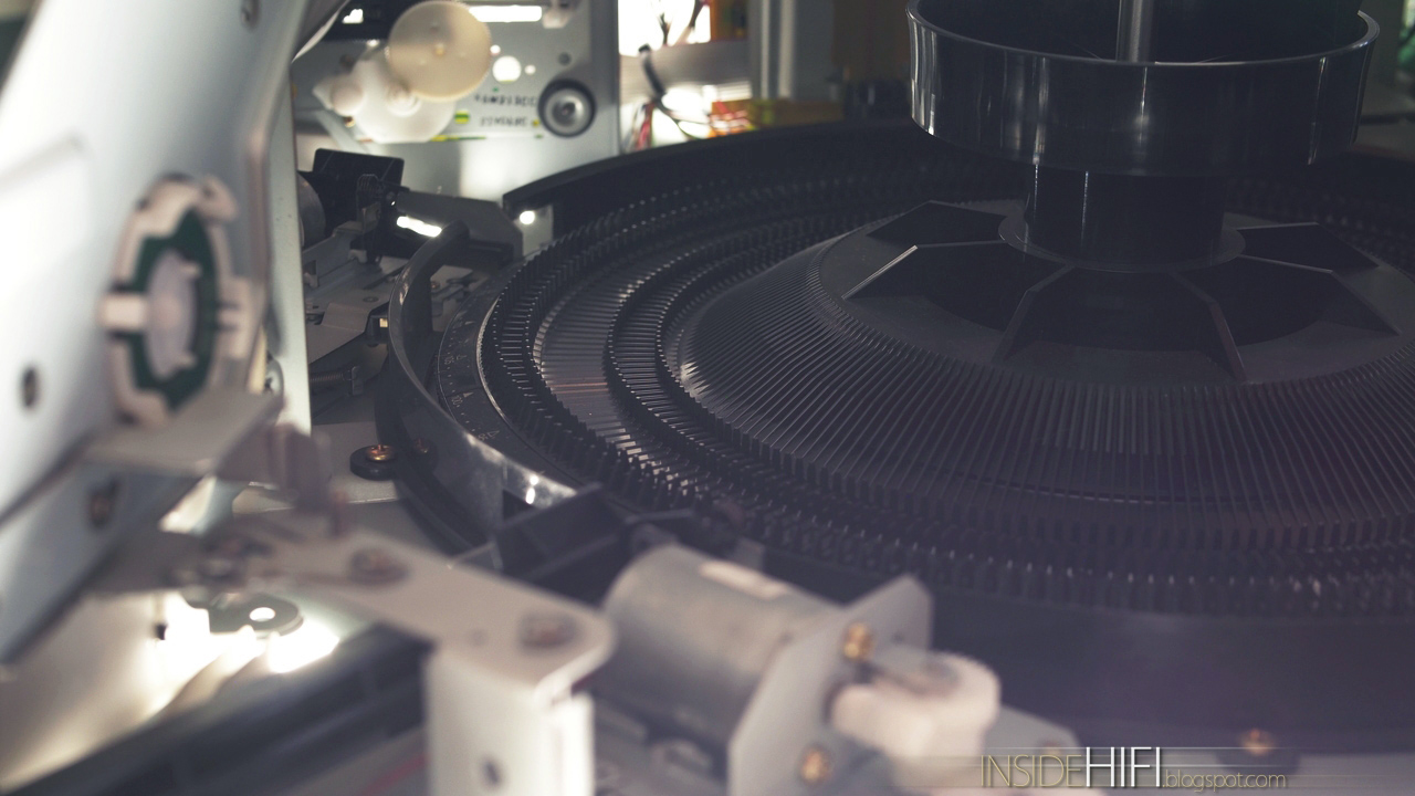 Inside Hi-Fi: Kenwood DPF-J9030