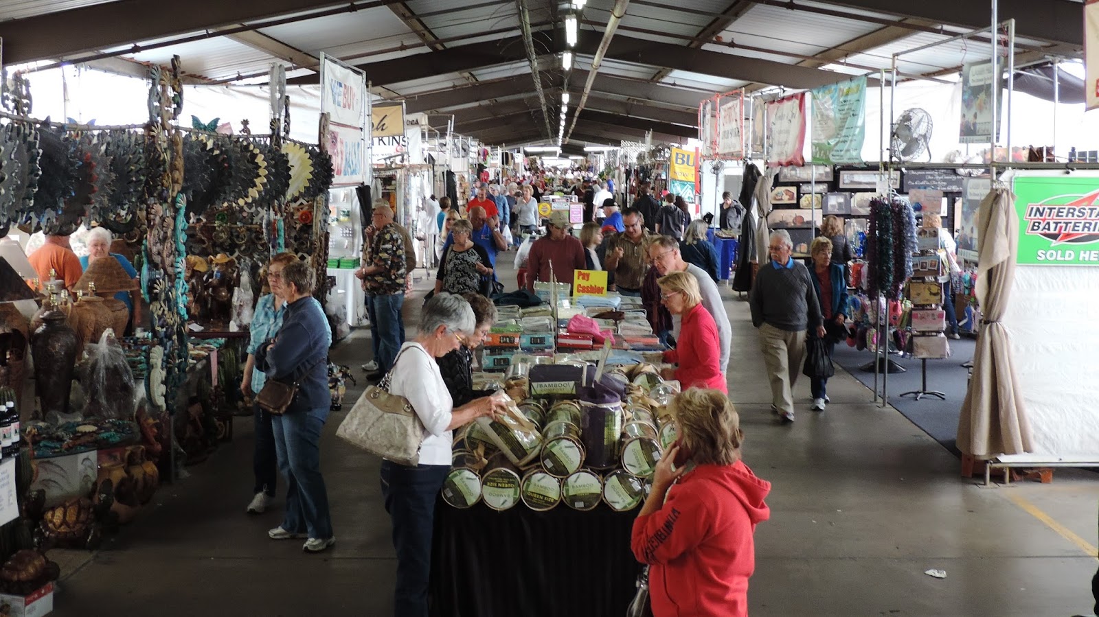Travel with Kevin and Ruth: The big Mesa flea market