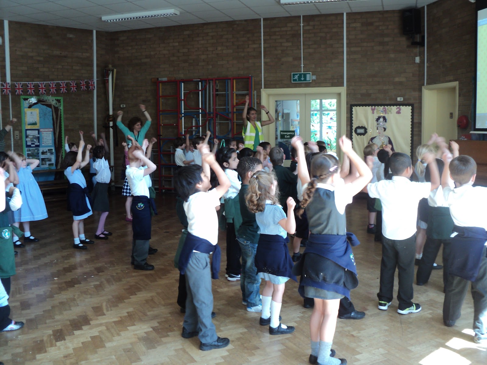 Maytree Nursery and Infant School Blog: Year 1 visit Harnham School