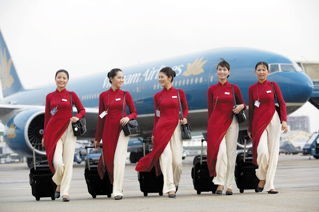 Cabin Crew Photos: Vietnam Airlines Stewardess Uniforms