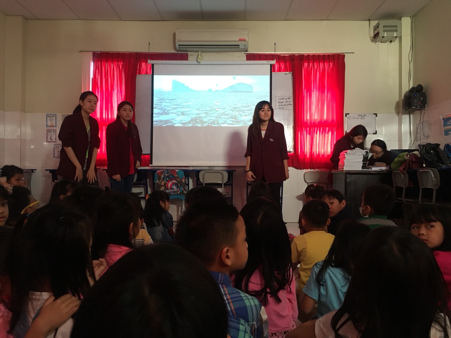 PERTEMUAN PERTAMA PENYULUHAN DI SD CANDLE TREE