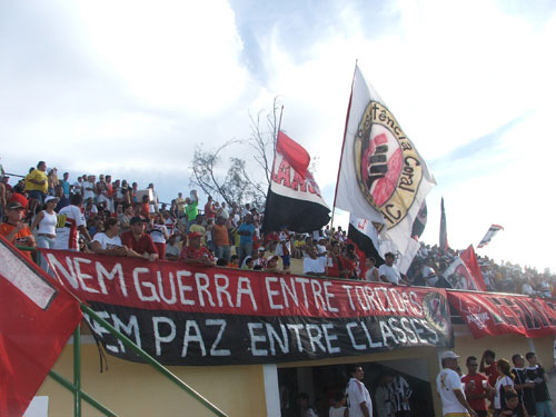 Universo das Torcidas Organizadas de Futebol no Brasil: Torcidas ...