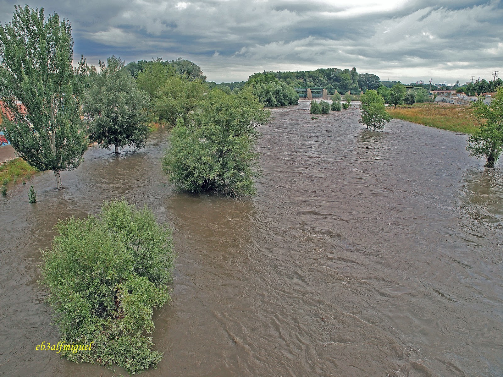 Miguel fotografia: El Segre en LLeida y Balaguer con mucha Agua