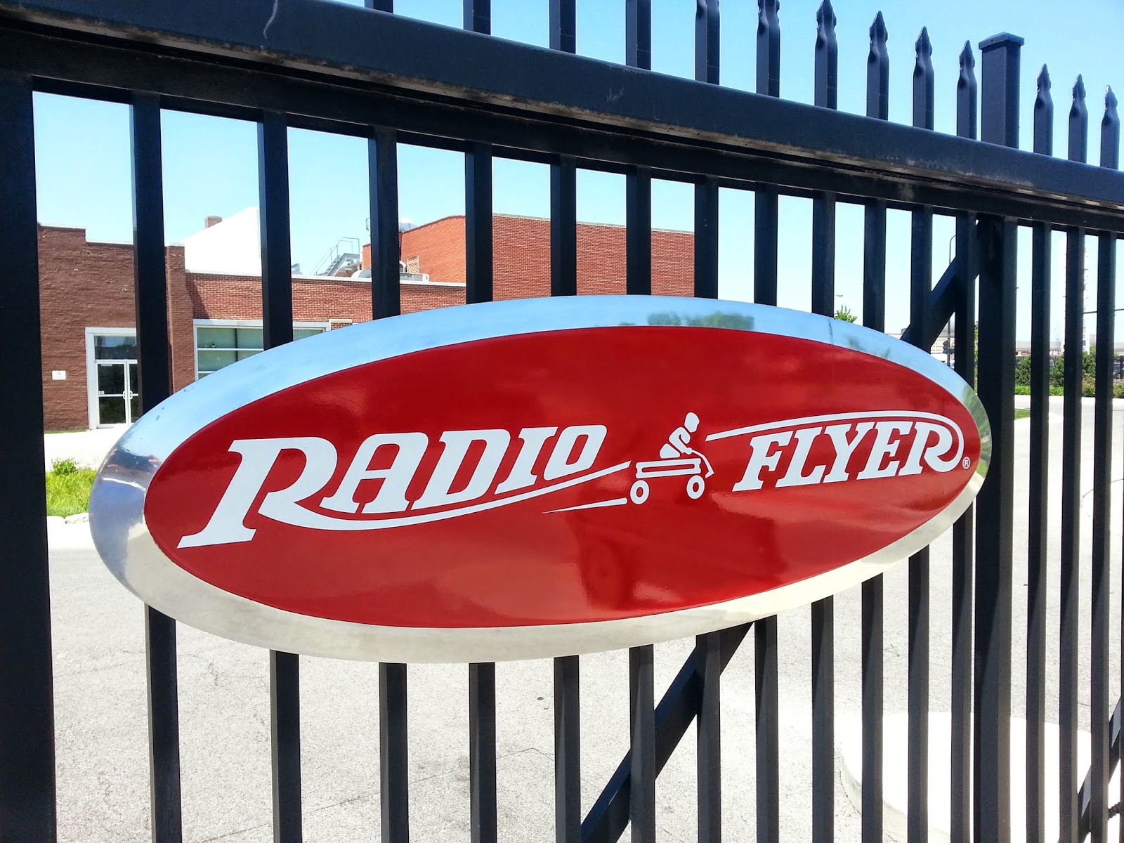 The Chicago Real Estate Local: Radio Flyer in Chicago: A quirky tourist ...