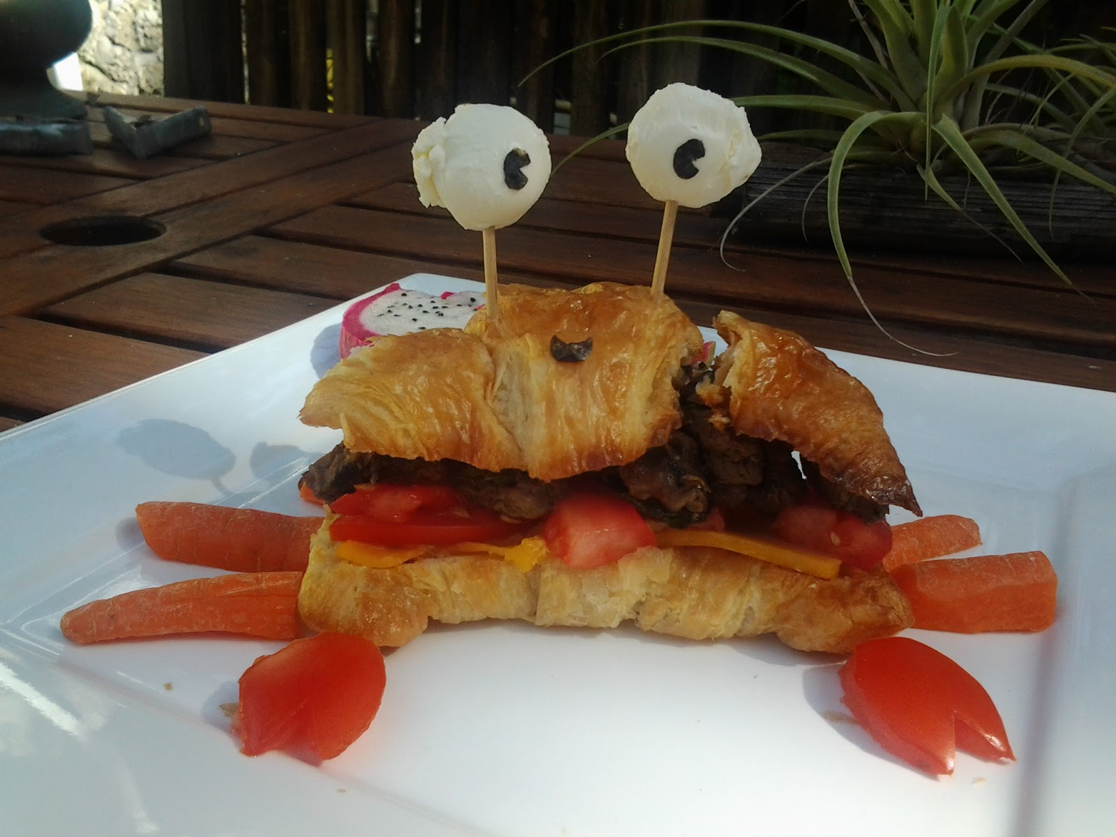 The Exciting World Of Bento: Crab Sandwich Bento!