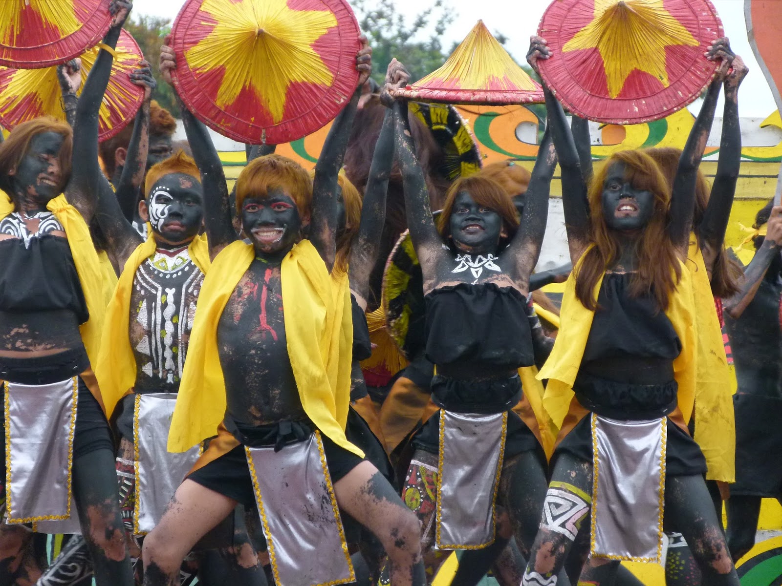 2013 PINTADOS RITUAL PRESENTATION - Lakwatserong Tsinelas